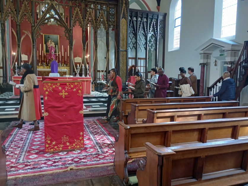 Palm Sunday 2025 Photographs - News - Reading: Holy Trinity - A Church ...