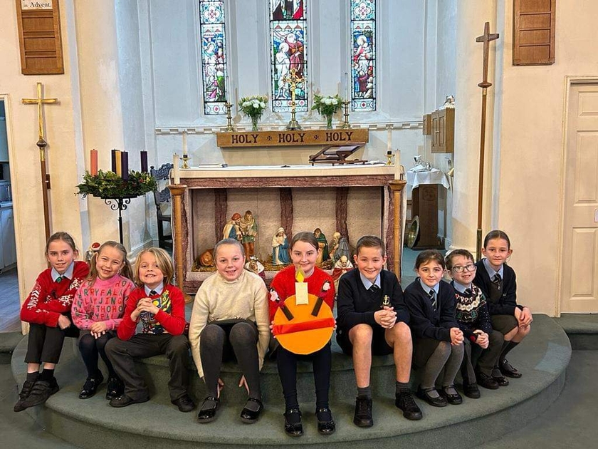 School Advent carol service in church - News - Holy Trinity Church ...