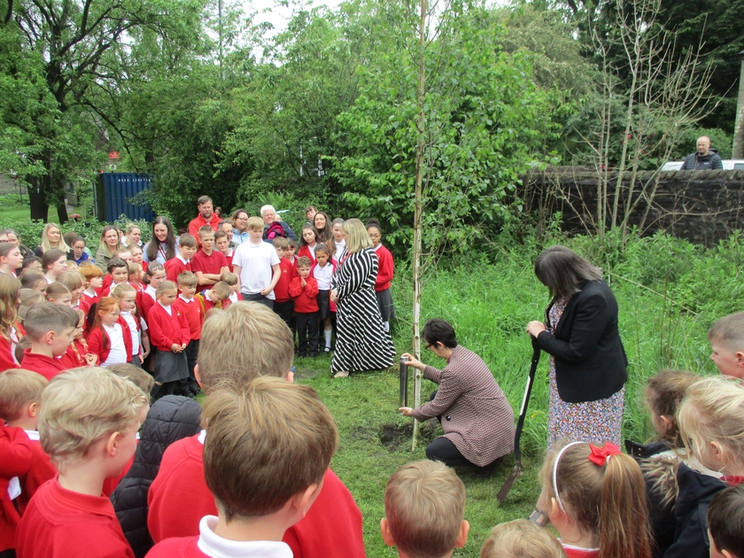 Dinting School celebrates 150 years! - News - Holy Trinity Dinting Vale ...