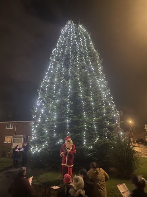 Santa switched on our lights - News - St Nicholas with Christ Church ...