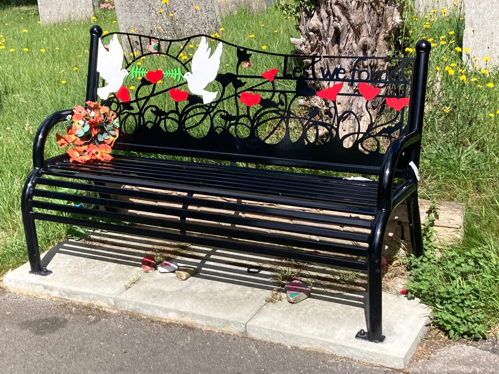 Who's Who - Crayford: St Paulinus - A Church Near You