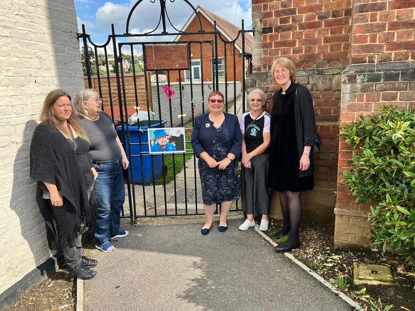 Church Open following the death of HR Queen Elizabeth II - News - St ...