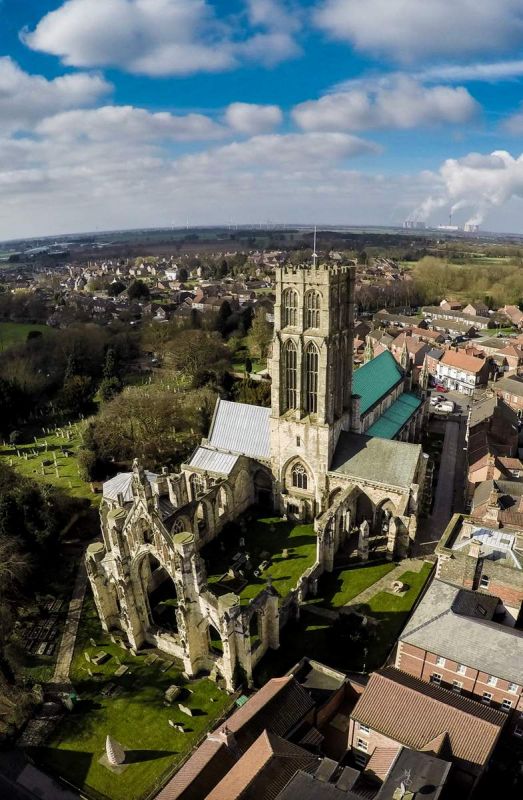 Heritage sites in HOWDEN PARISH